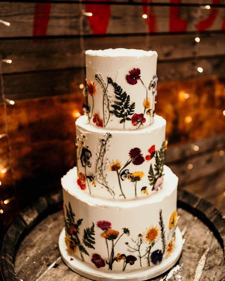 Portfolio | Creative Contemporary Wedding Cakes